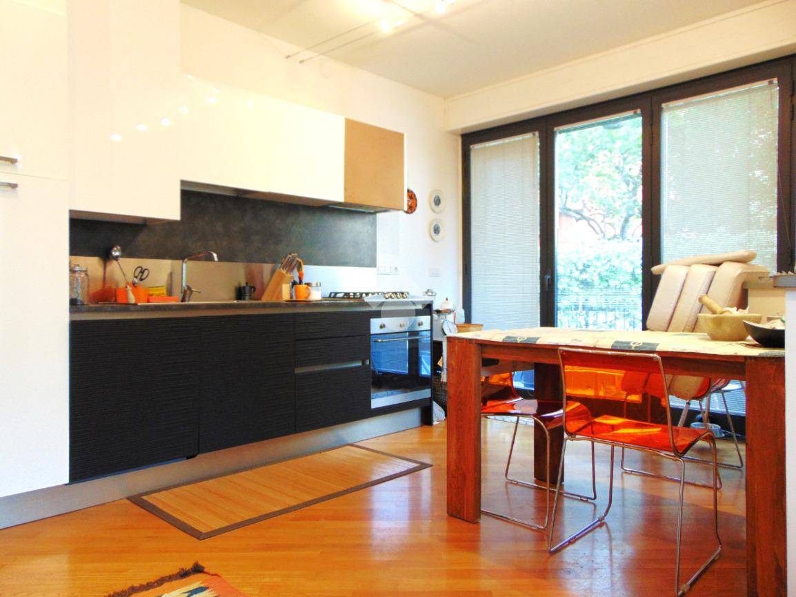 Bilocale corso buenos aires, Centro, Chiavari