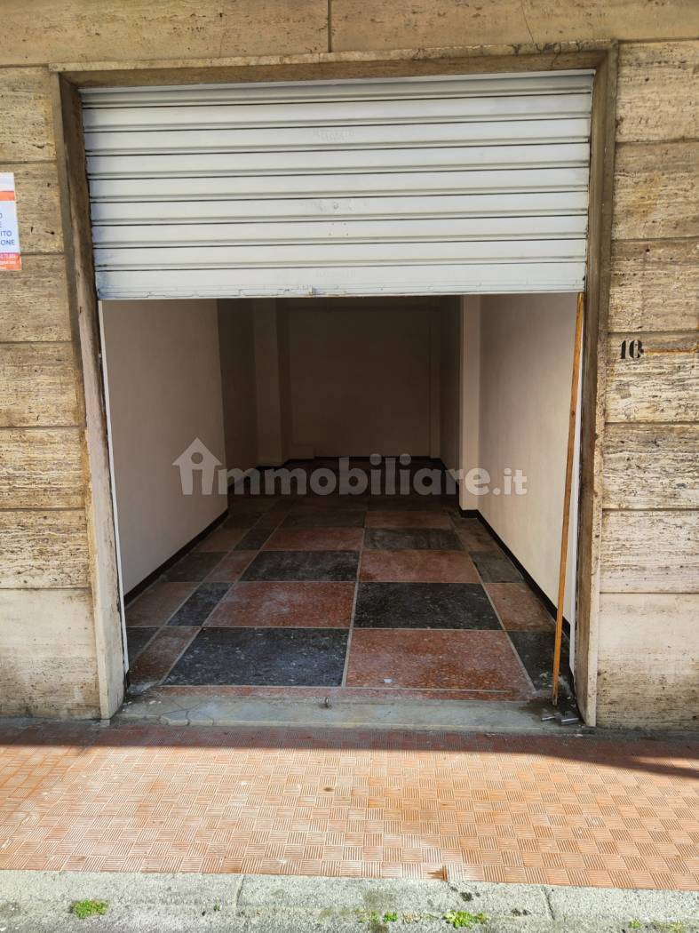 Garage - Box in Vendita