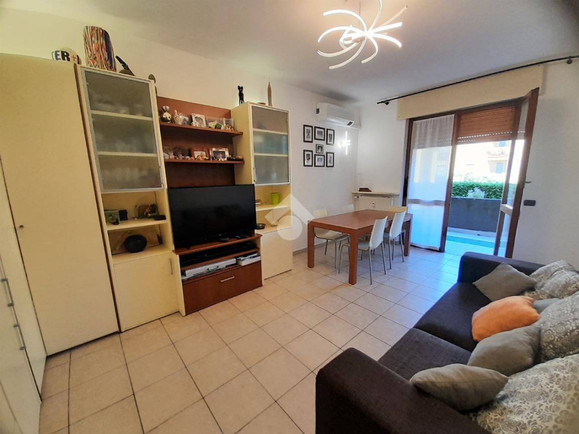 Trilocale via Roma 12, Centro, Lurago d'Erba