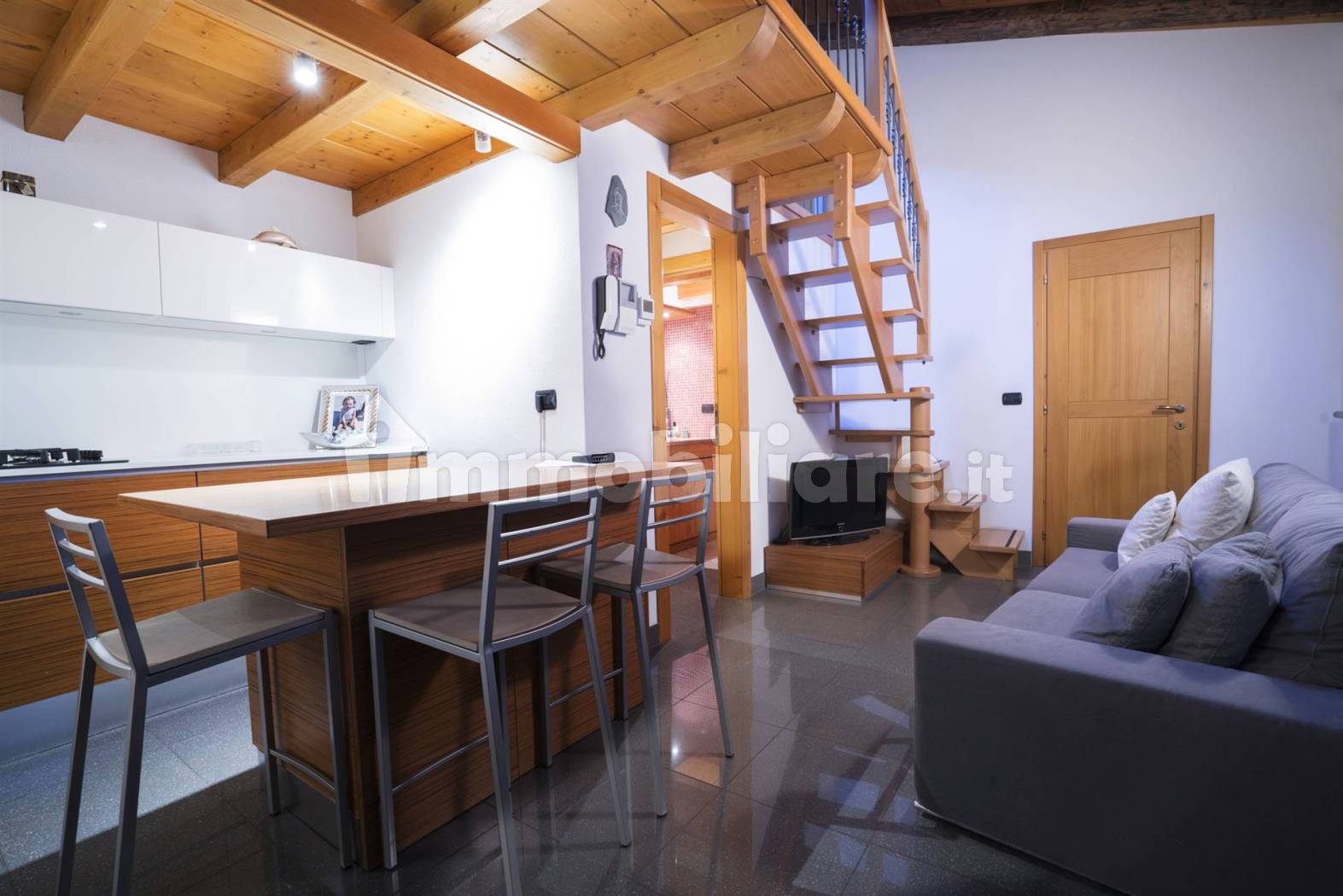 Bilocale via San Antonio 8, Centro, Campodolcino