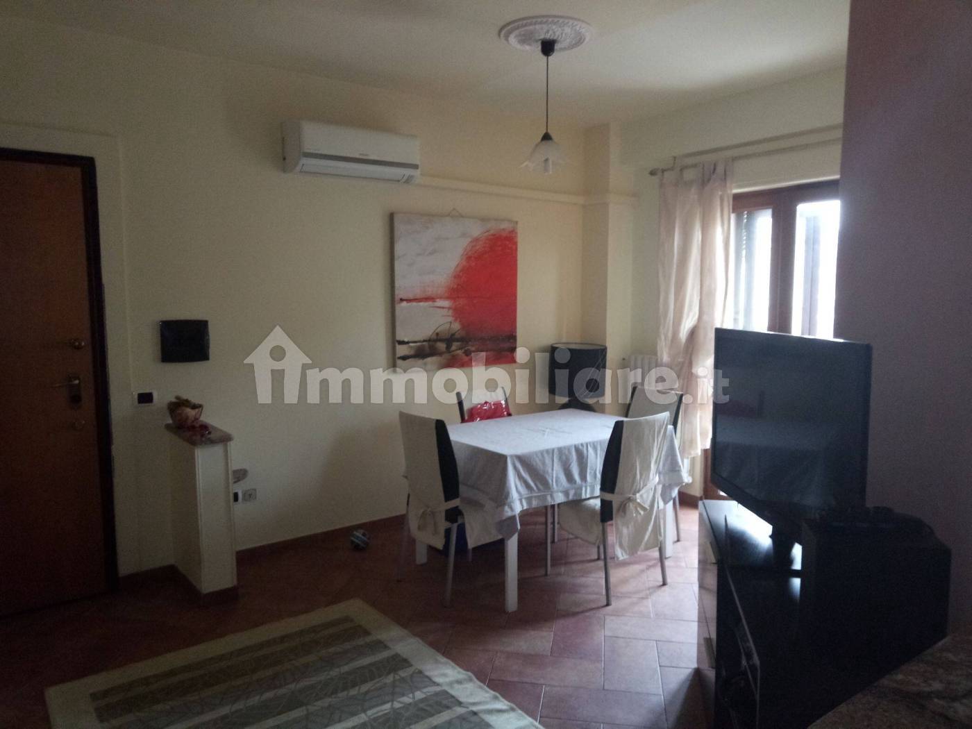 Trilocale via Veneto 36, Centro, Nuoro