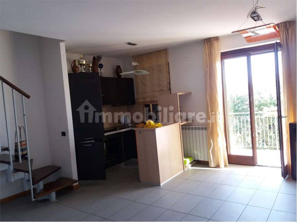 Vendita Appartamento Perugia. Trilocale in Strada Tiberina Nord. Ottimo ...