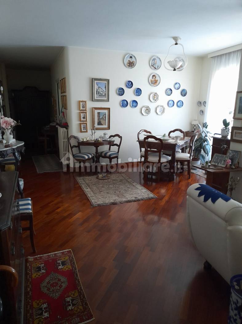 Quadrilocale via Trento, Nizza Monferrato