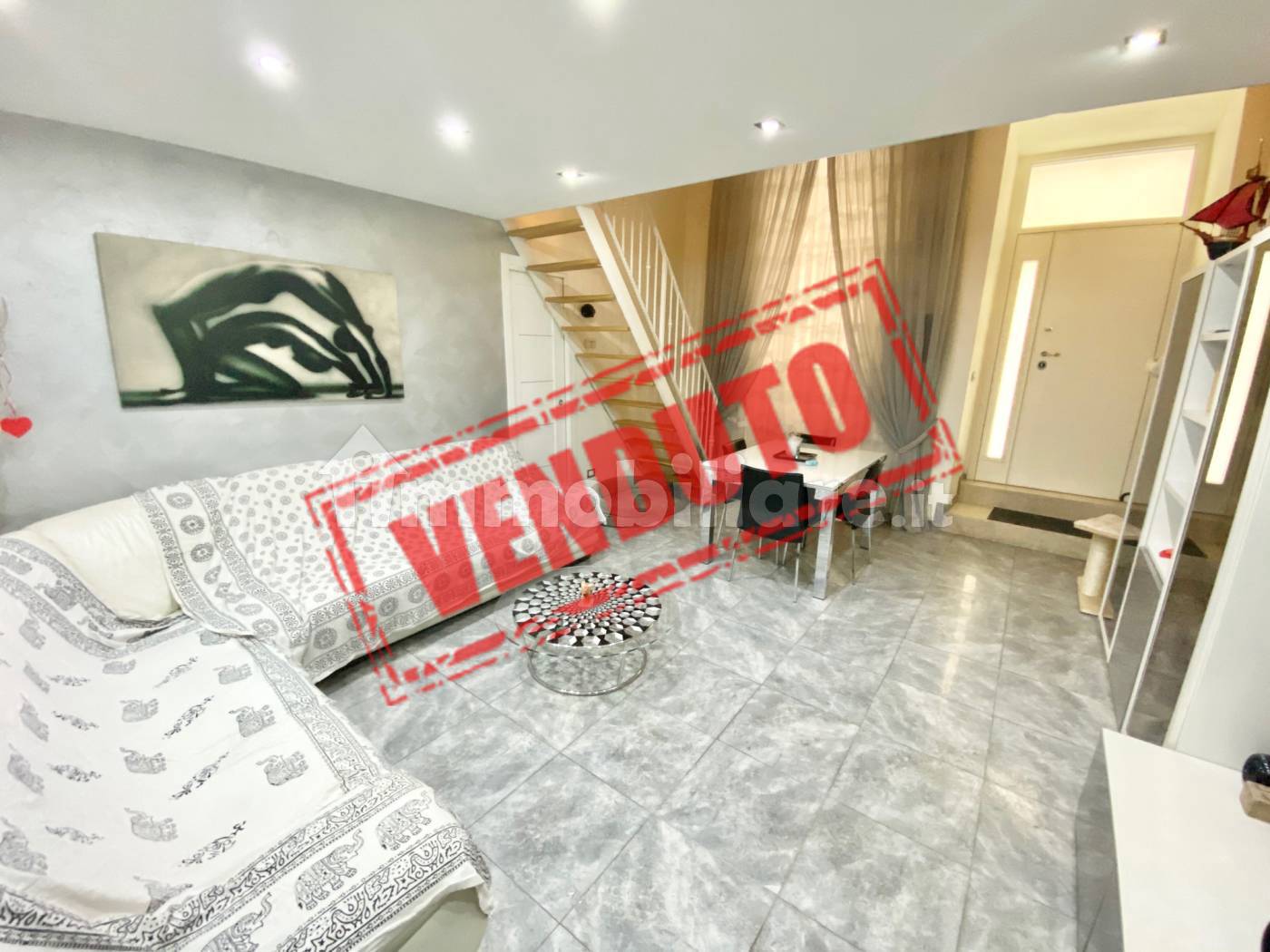 Bilocale largo Plebiscito, Valenzano