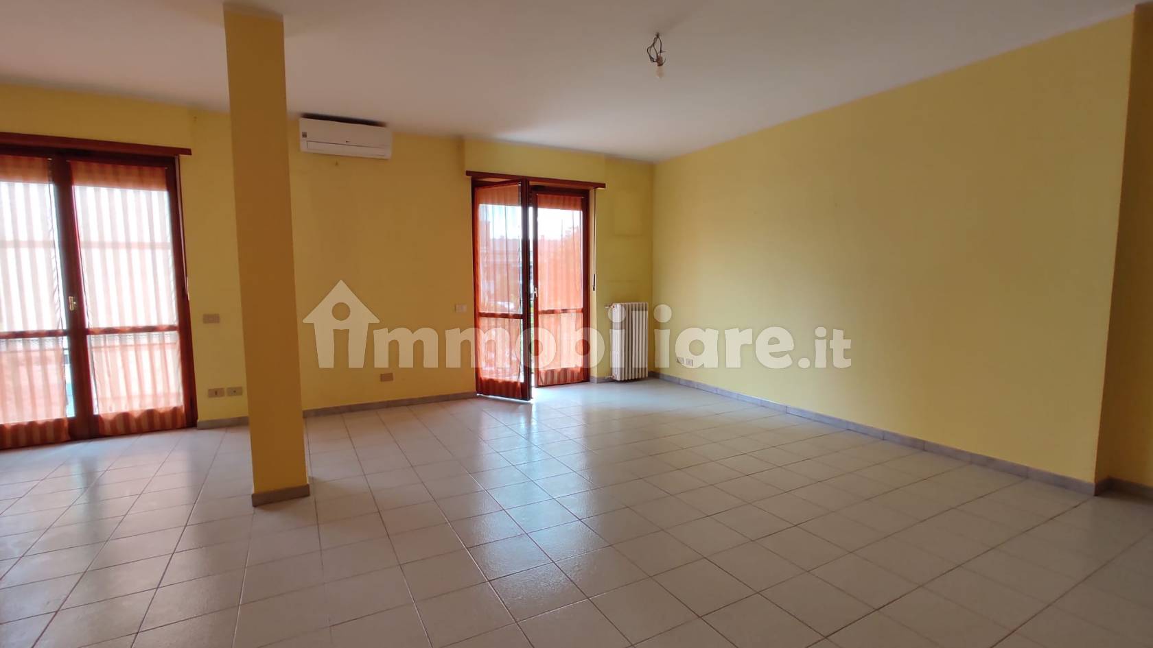 Quadrilocale via Milano 13, Nichelino