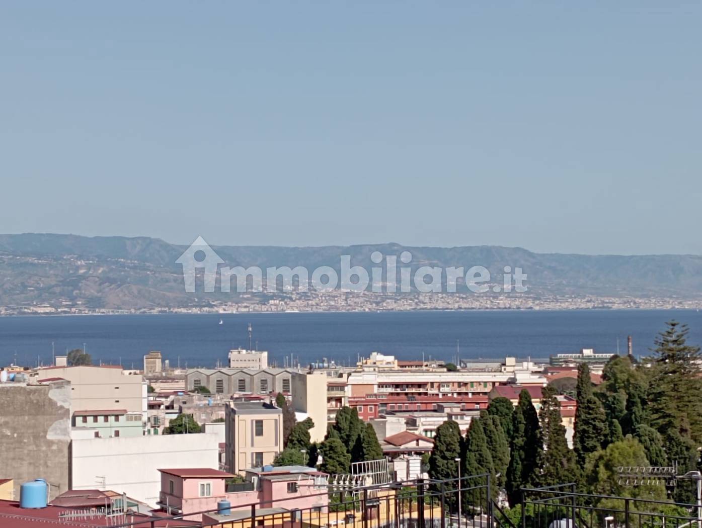 Trilocale via Chiana 25, Villaggio Santo, Messina