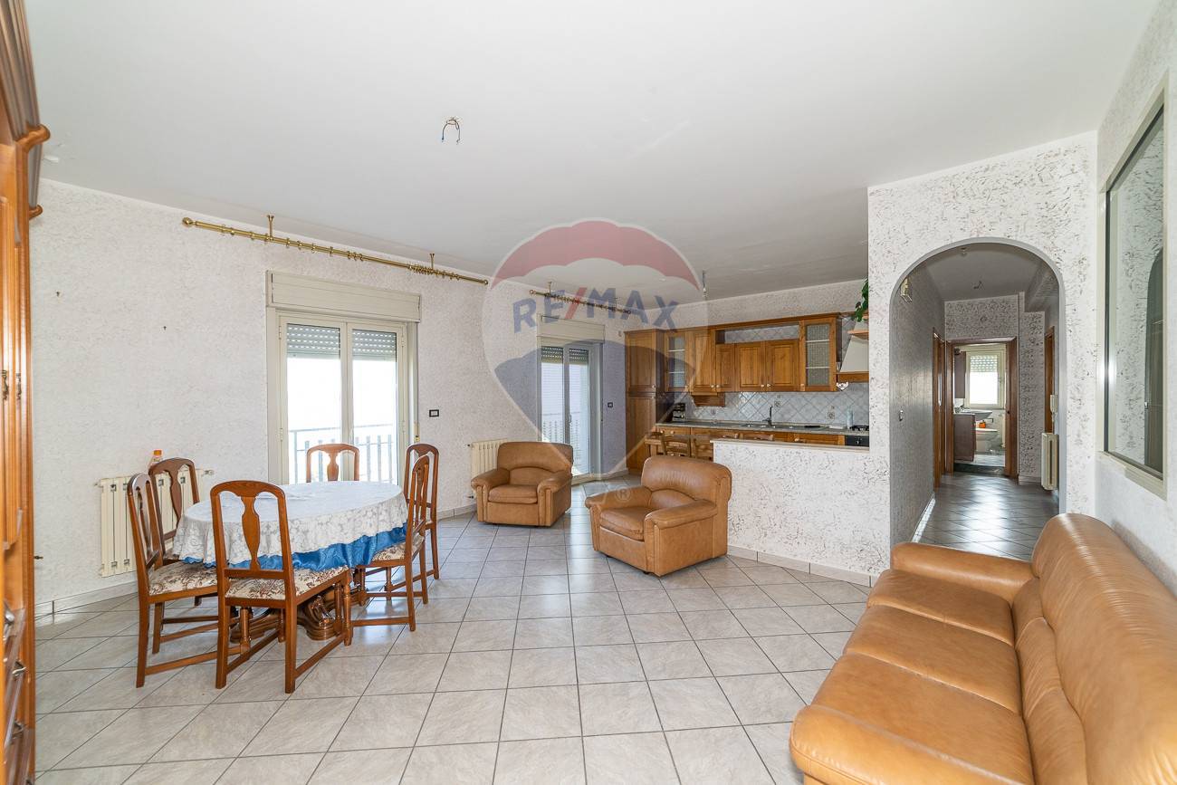 Appartamento via delle madonie 1, Centro, Mineo