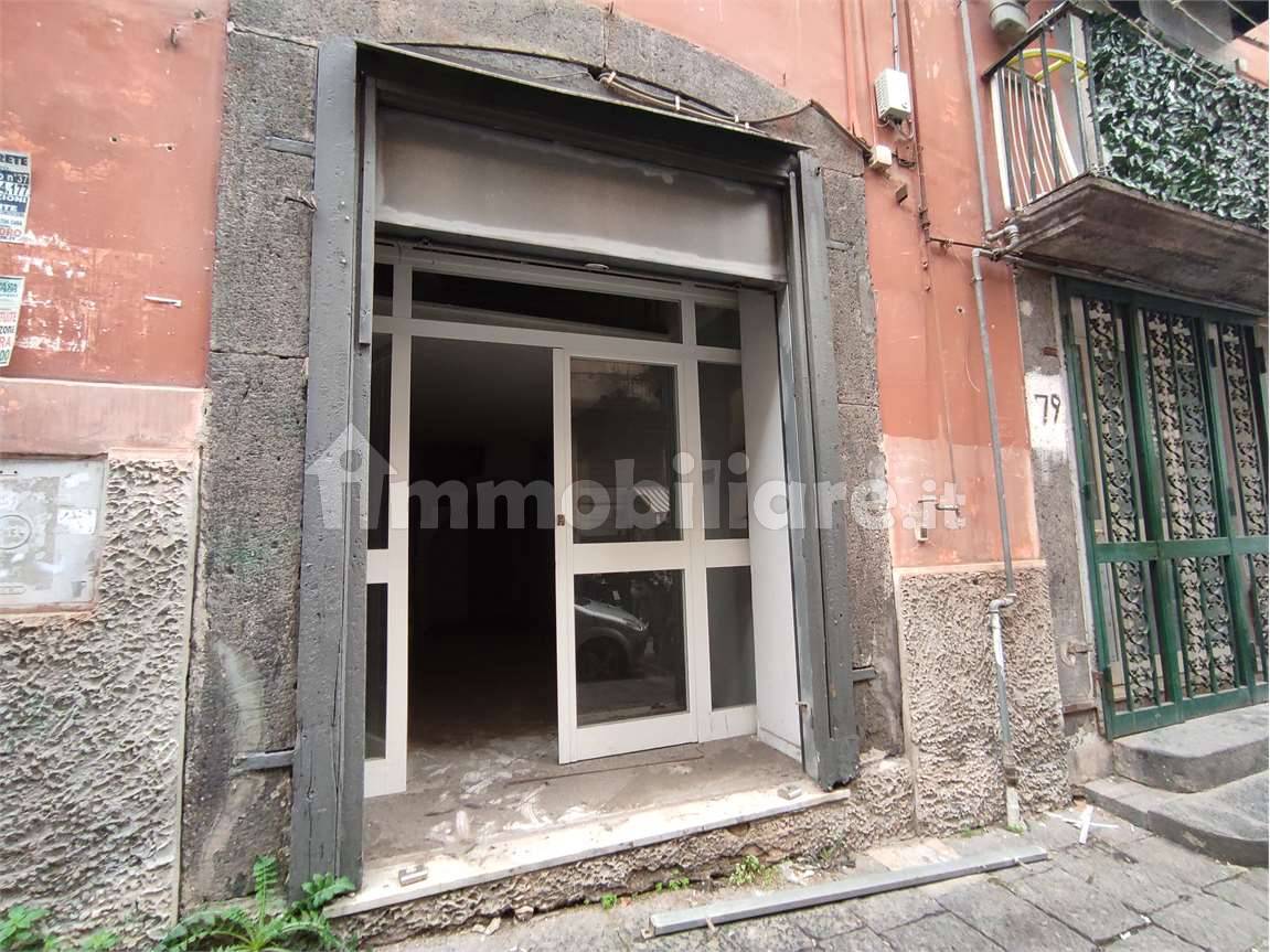 Locale commerciale in Vendita