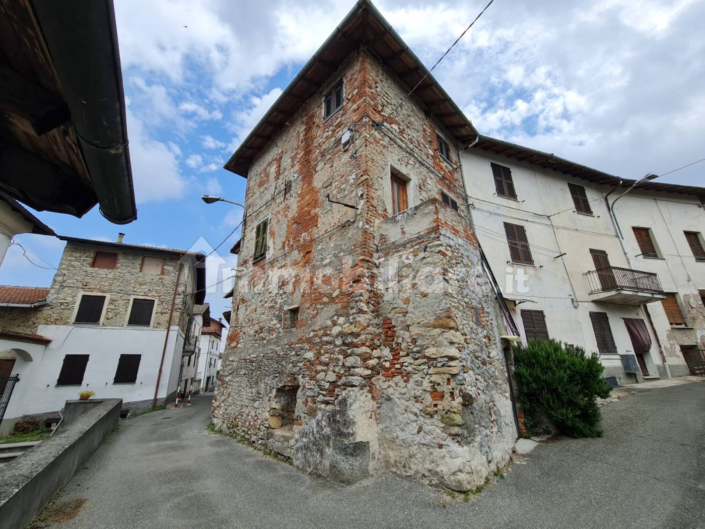 Bilocale via Amandola 9, San Cristoforo