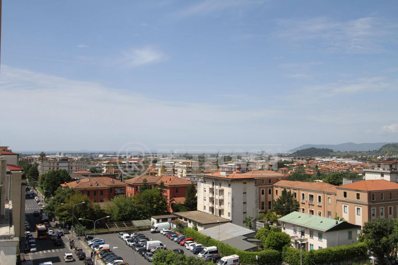 Appartamento via Giovanni Sforza 3, Centro, Massa