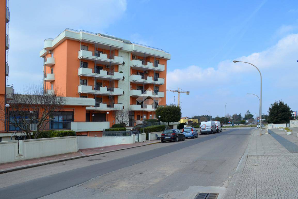 Locale commerciale in Vendita