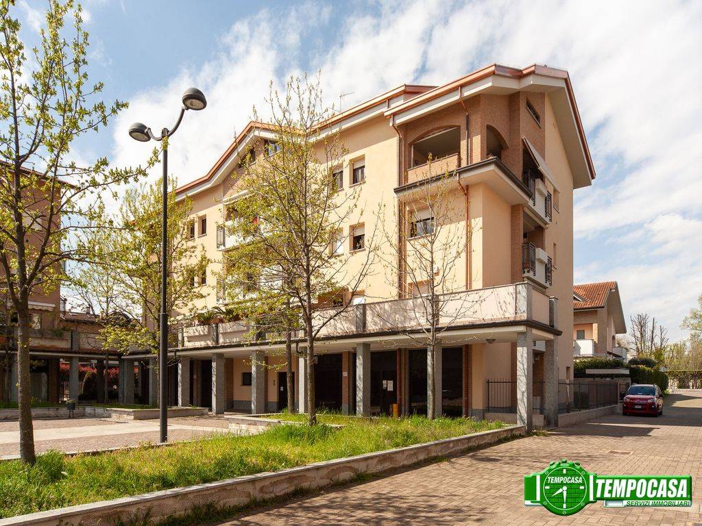 Trilocale via Santa Croce 5, Taccona, Muggiò