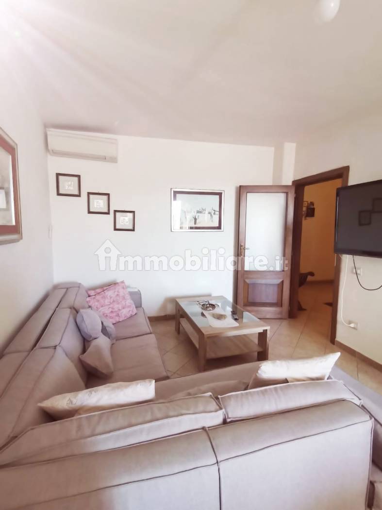 Trilocale buono stato, primo piano, Santa Giusta