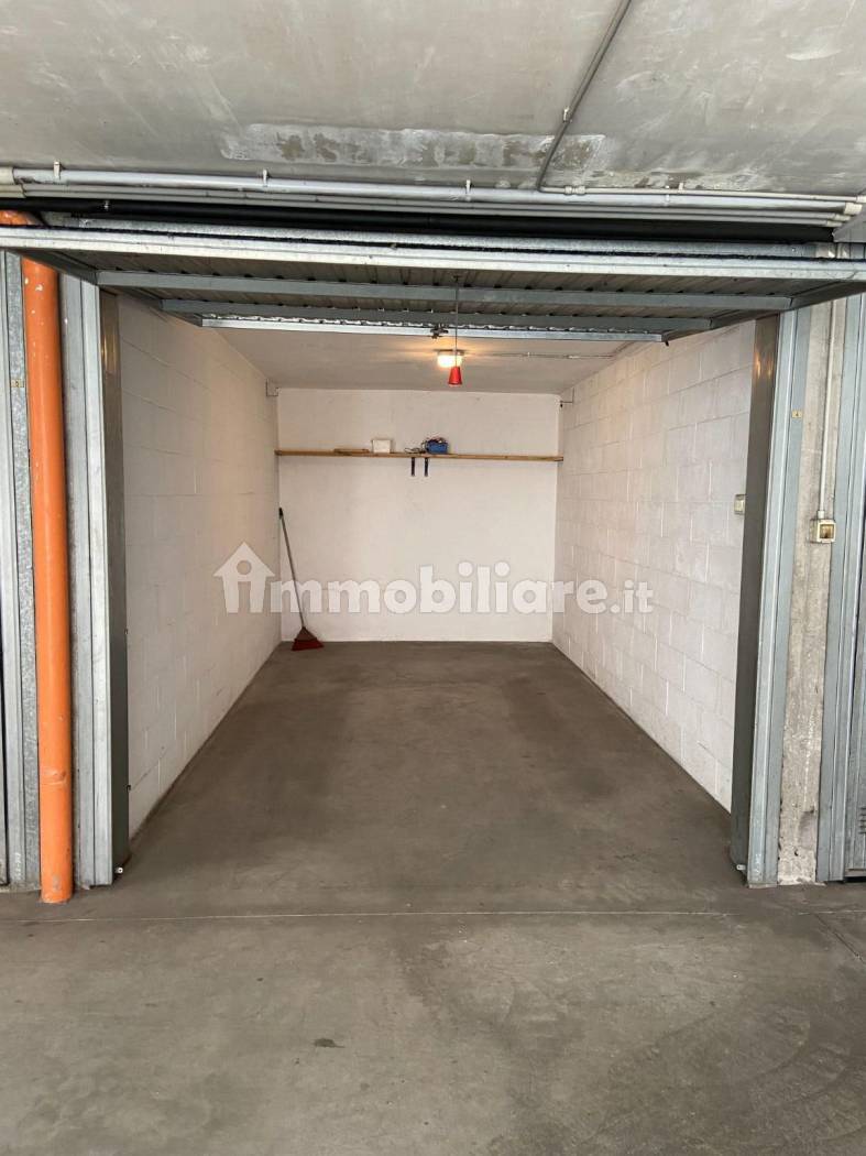 Garage - Box in Vendita