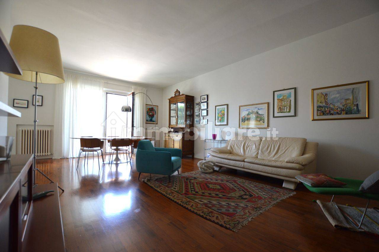 Appartamento via Monte Catria, Colle Paradiso, Jesi