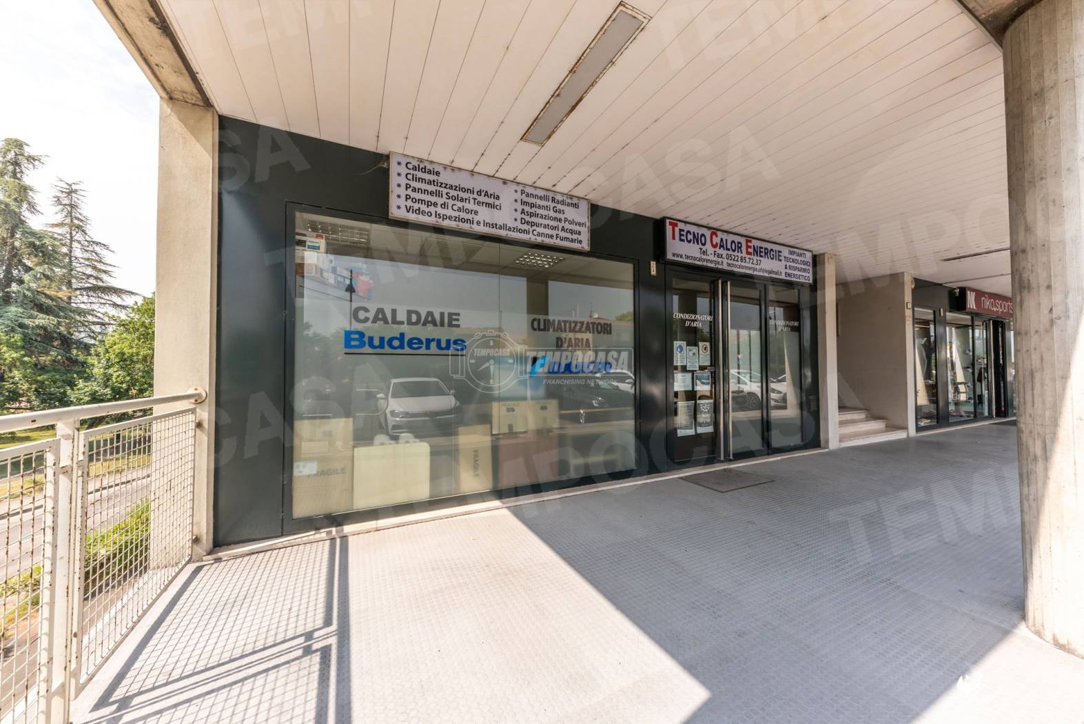 Locale commerciale in Vendita