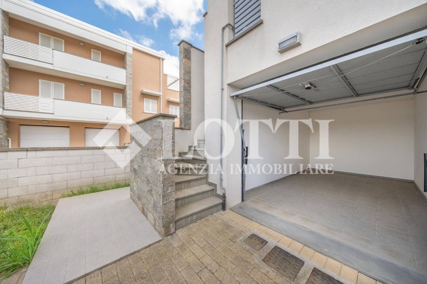 Trilocale via del Pino, 9, Santa Lucia, La Borra, Pontedera