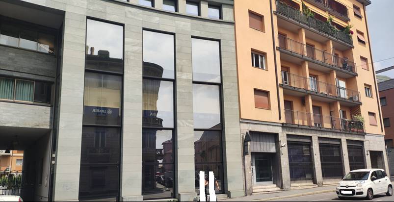 Locale commerciale in Vendita