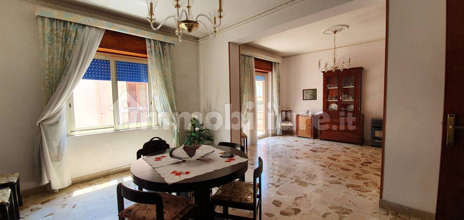 Trilocale via Caltanissetta, Centro, Sciacca