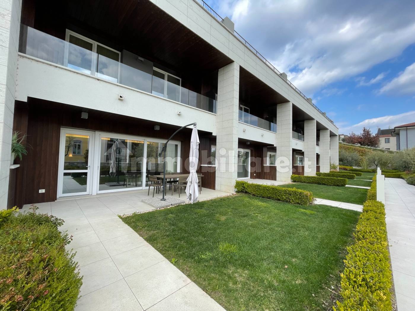 Villa unifamiliare via Brunati, Centro, Salò