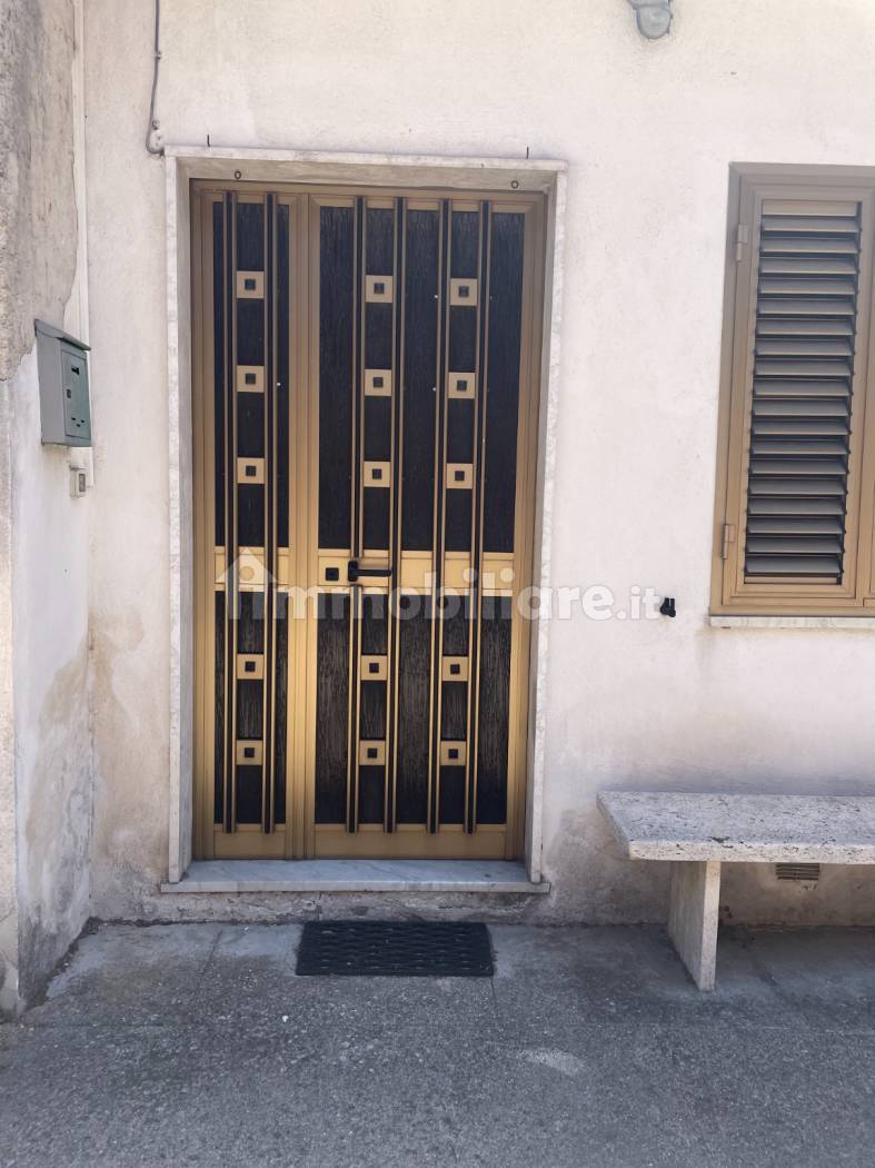 Bilocale via Vittorio Marandola Medaglia d&#x27;Oro, Cervaro