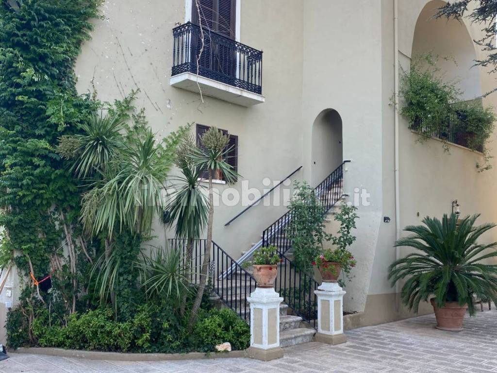 Rent Multi-family villa in Contrada Cristo della Cozzana 456 Monopoli ...