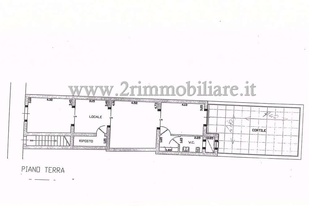 Locale commerciale in Vendita