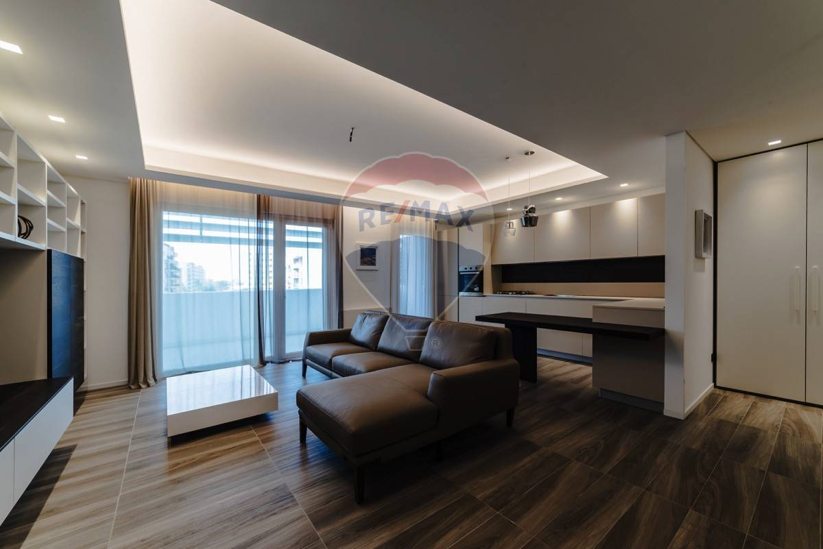 Quadrilocale via Giovanni Gentile 59-61, Japigia, Bari