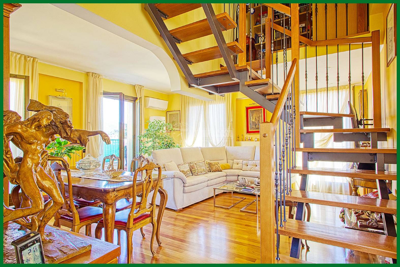 Quadrilocale piazza Della Repubblica, Centro, Varese