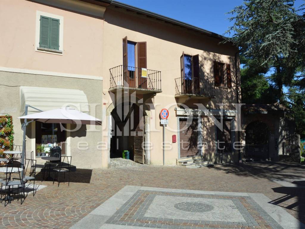 Locale commerciale Vendita, Galliate Lombardo, rif. 96500112 ...