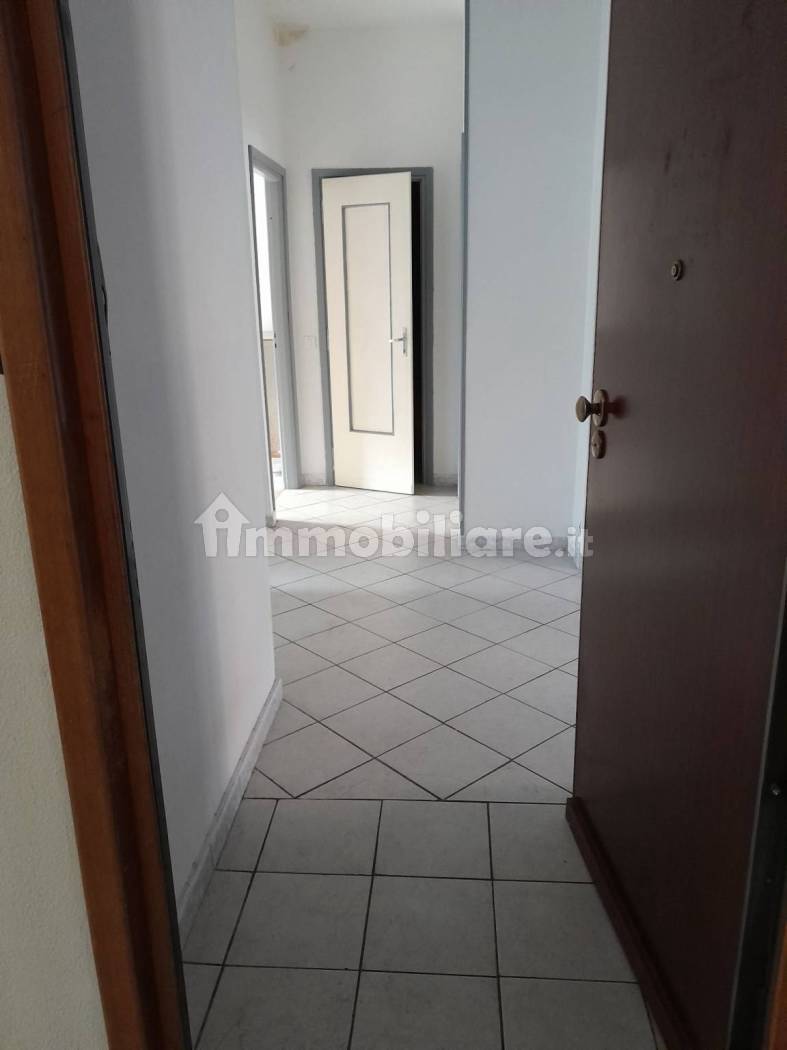 Trilocale via Domenico Ratti 16, Corso alla Vittoria - Parco della Resistenza, Asti