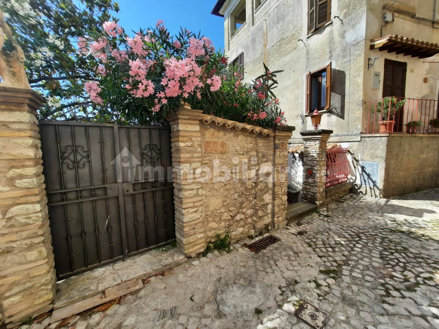 Quadrilocale via Massari, Centro, Casperia