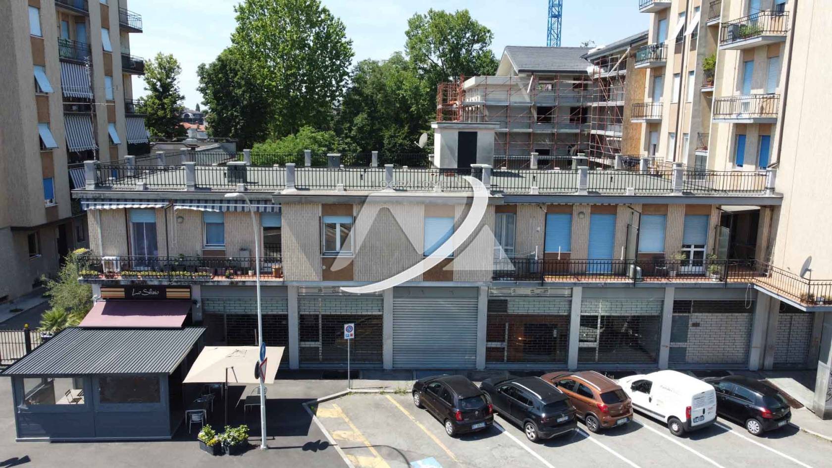 Locale commerciale in Vendita