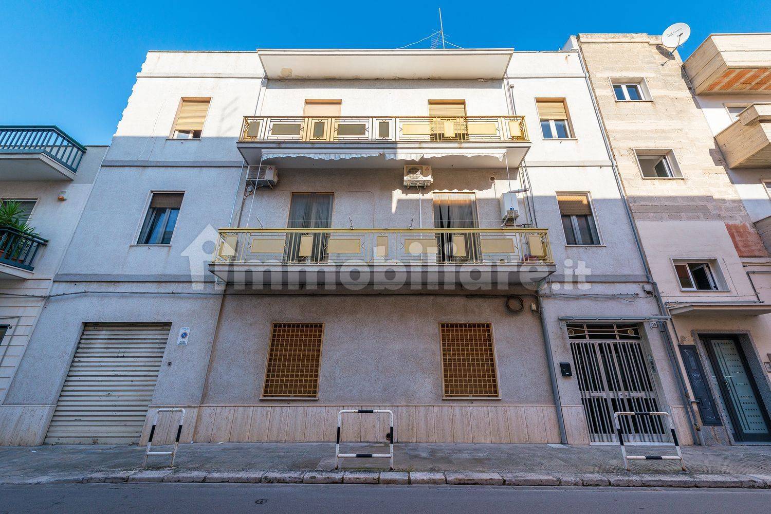 Appartamento Leoncavallo, 14, Grottaglie