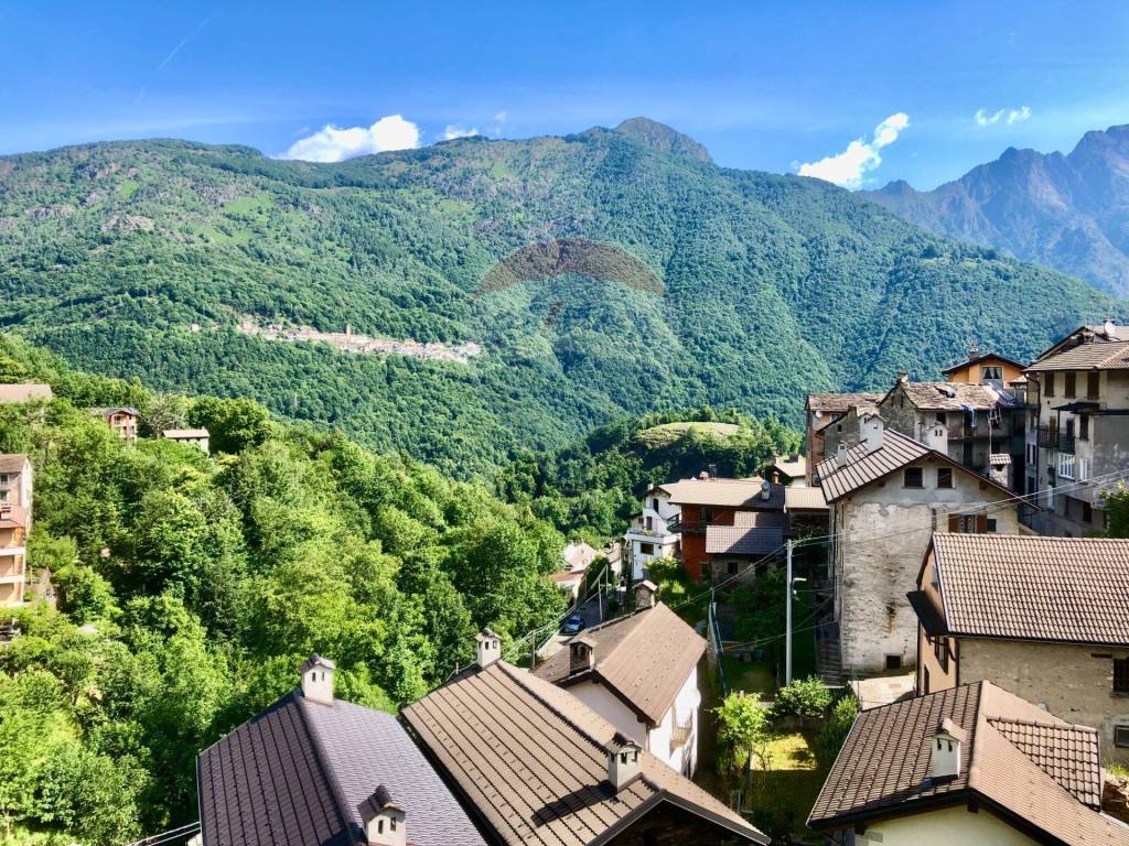 Vendita Villa unifamiliare Gurro. Ottimo stato, con balcone ...