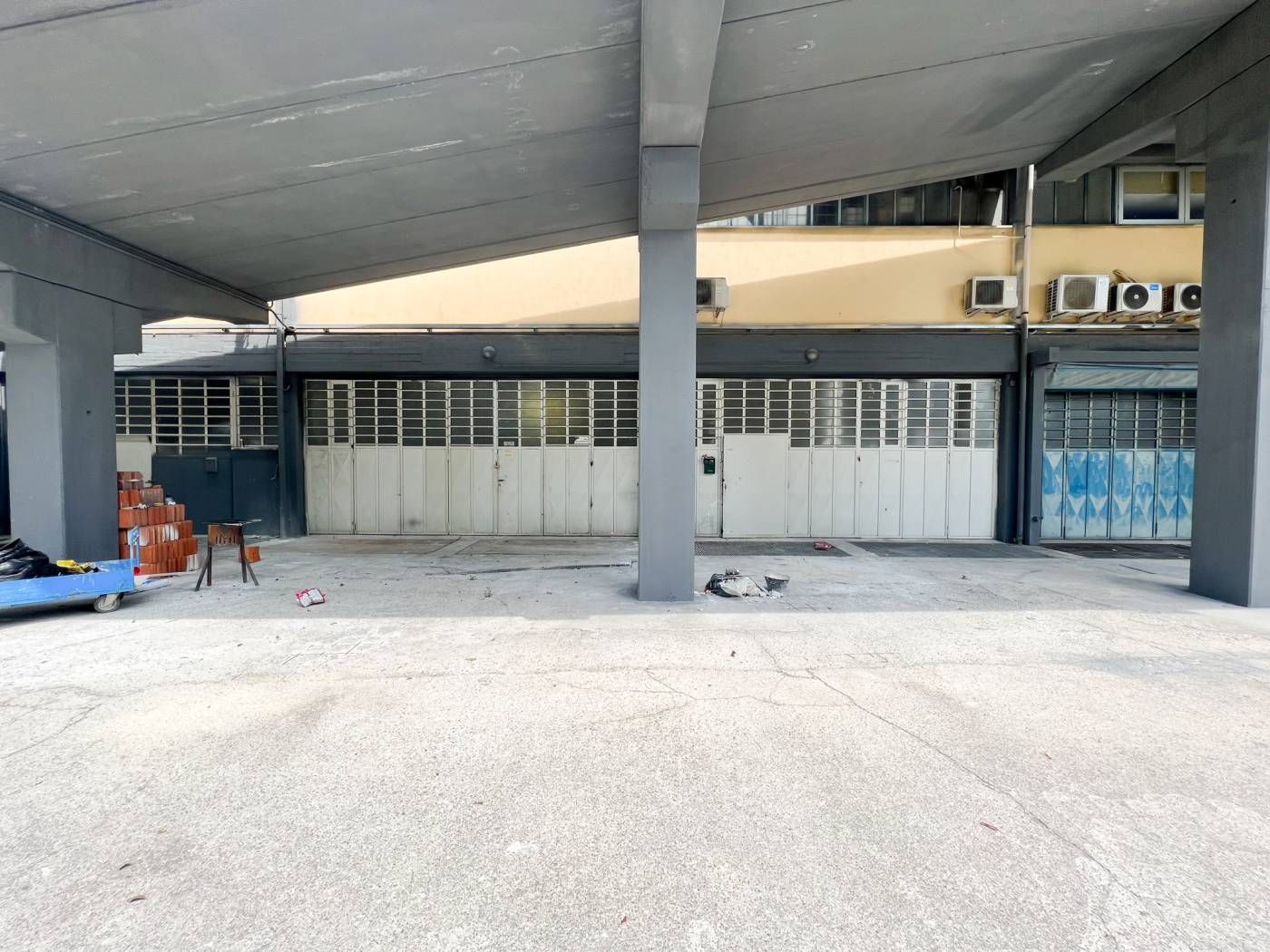 Laboratorio in Vendita