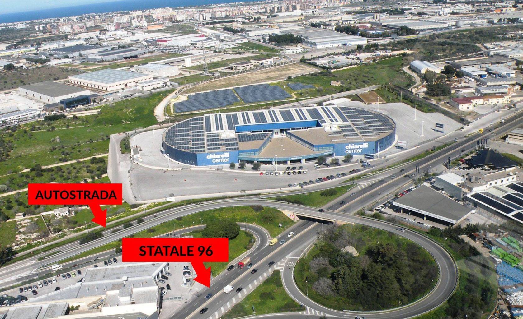 Capannone in Vendita