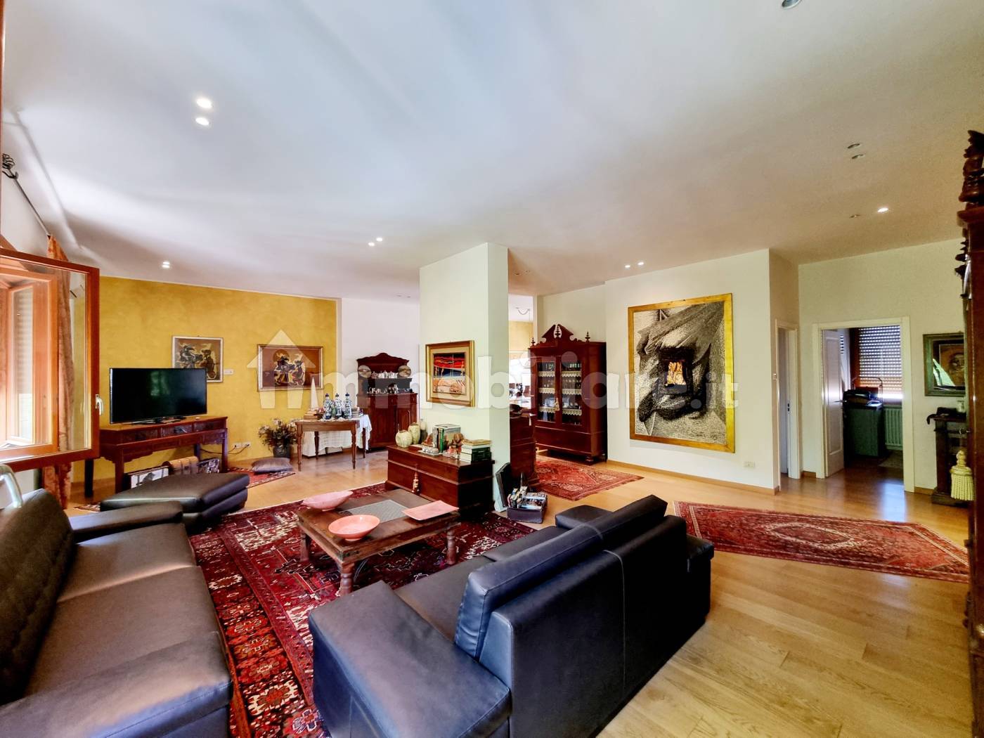 Appartamento viale Carlo Luigi Farini, Centro Storico, Ravenna