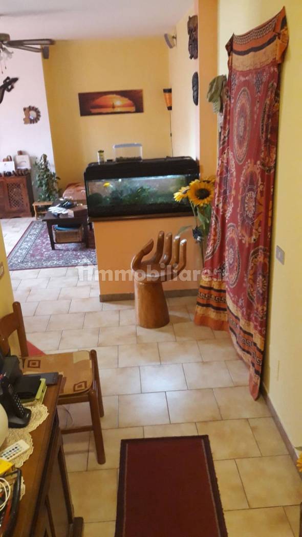 Trilocale via Marco Polo, Centro, Fombio