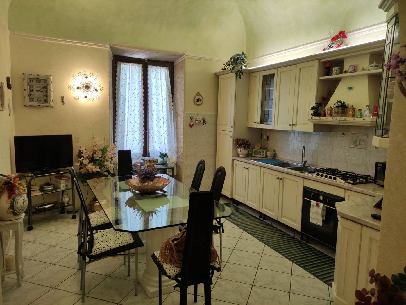 Trilocale piazza Giuseppe Giusti 55, Centro, Monsummano Terme