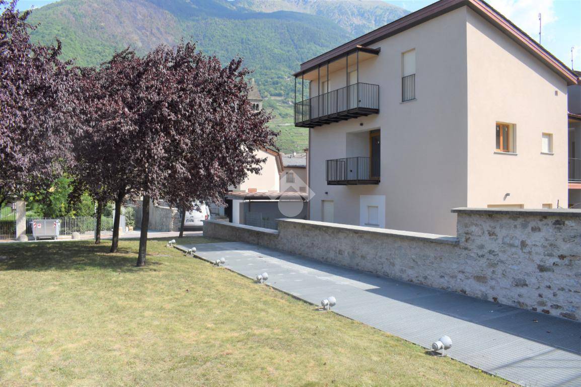 Quadrilocale via della Repubblica, Centro, Tirano