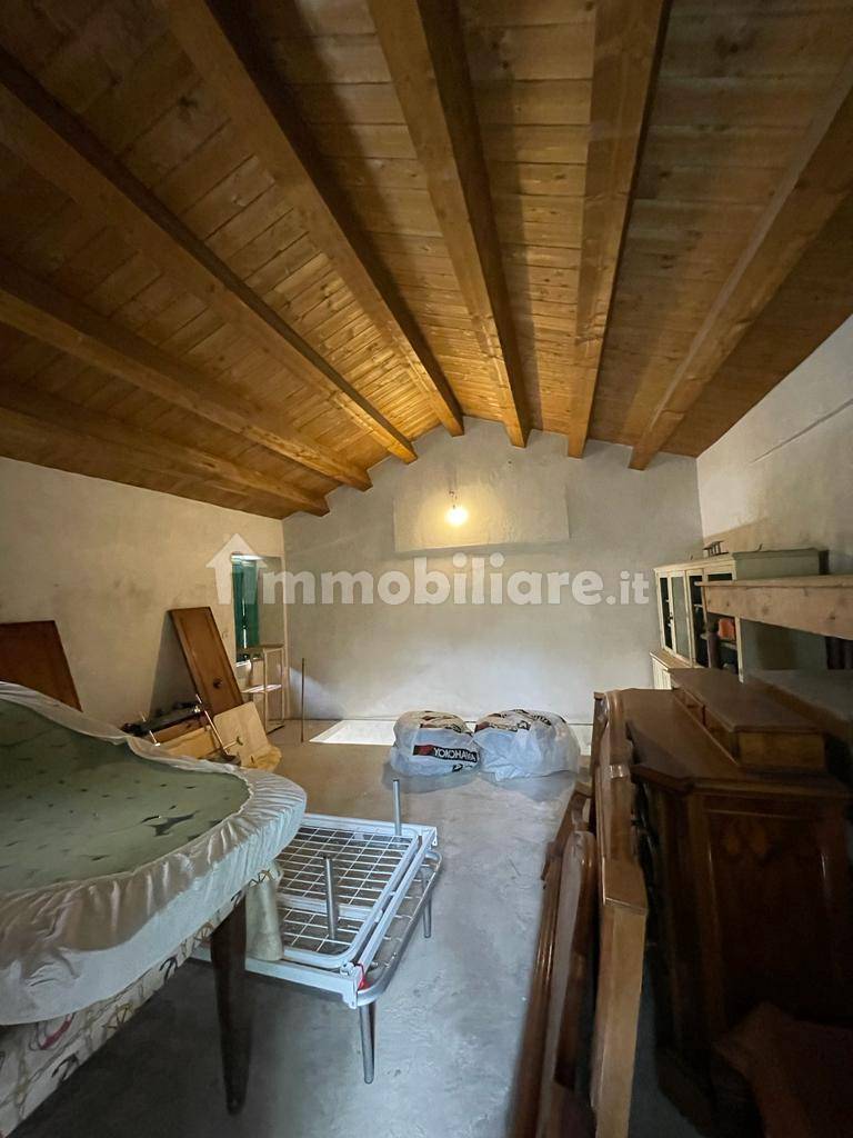 Trilocale frazione Arli, Acquasanta Terme