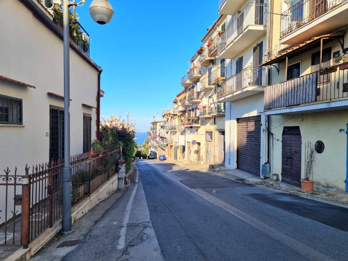 Trilocale via Roma, 18, Centro, San Felice Circeo