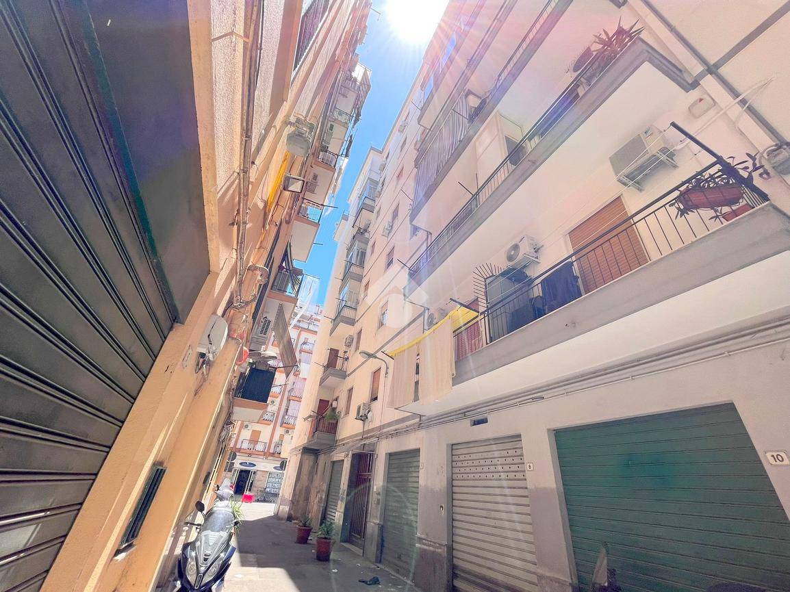 Trilocale via Romualdo Guarna 4, Noce, Palermo