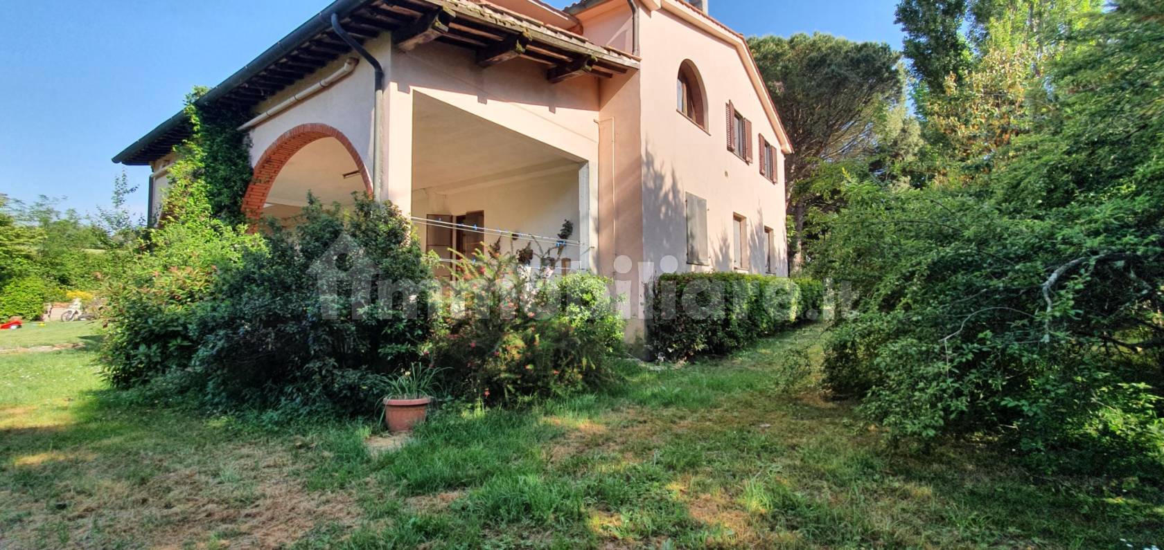 Appartamento via Botra, Fauglia