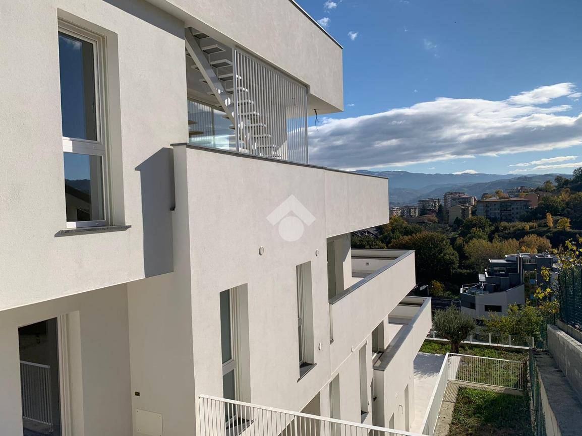 Quadrilocale via Francesco Cilea, Stadio - Città 2000, Cosenza