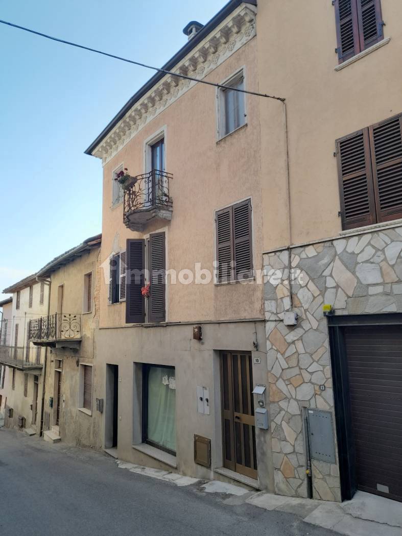 Quadrilocale via Roma 10, Centro, Tonco