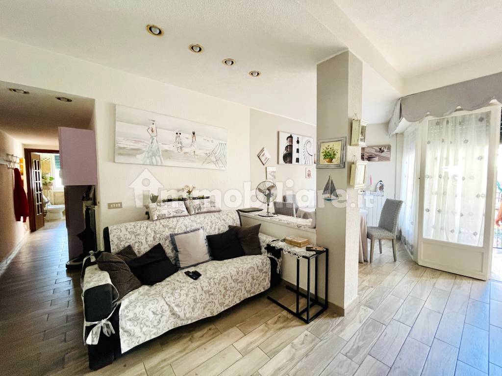 Vendita Appartamento Finale Ligure. Trilocale in via delle Orchidee 4 ...