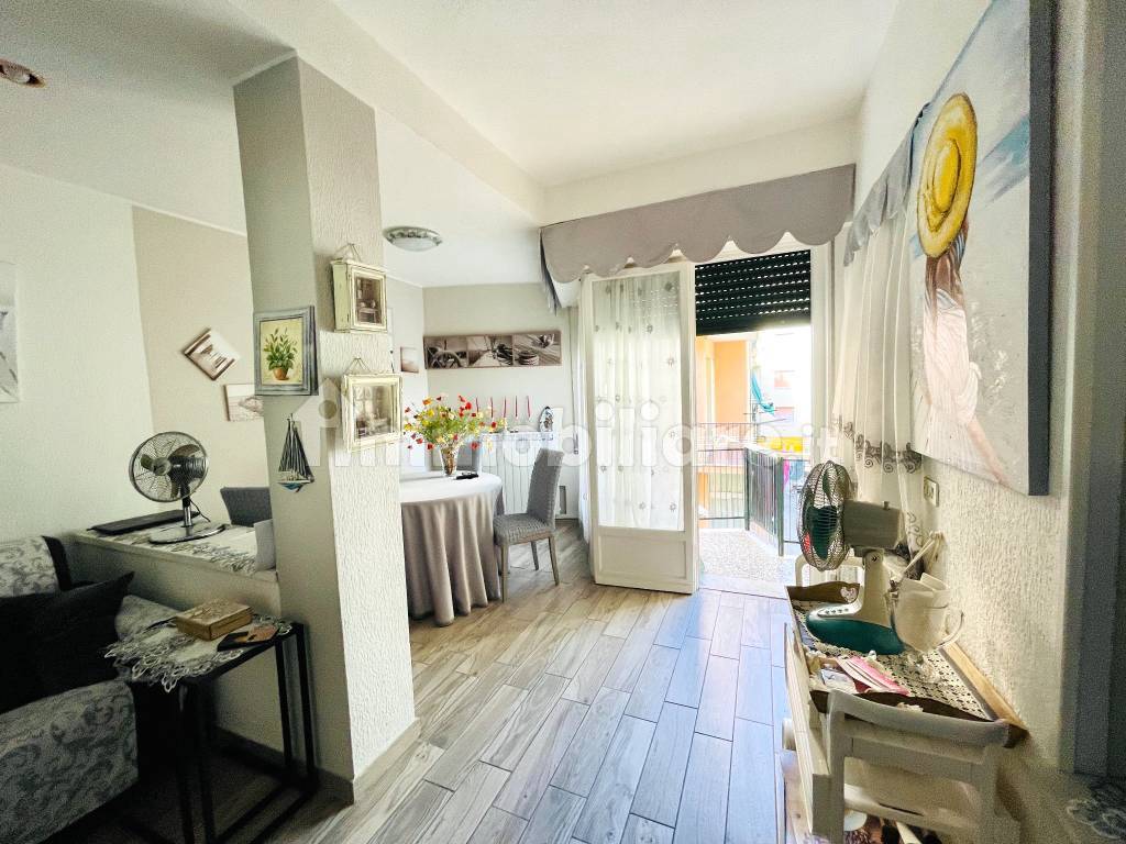 Vendita Appartamento Finale Ligure. Trilocale in via delle Orchidee 4 ...