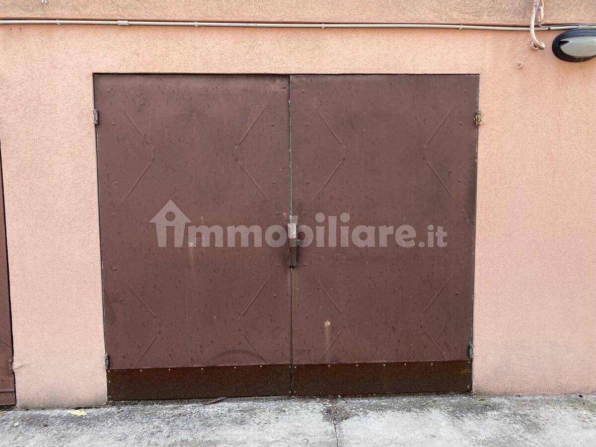 Garage - Box in Vendita
